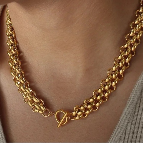 Jewelry | Gorgeous Stainless Steel Gold Necklace | Poshmark
